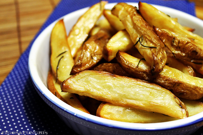 Aprende a fazer estas deliciosas batatas rústicas. Não vais querer ...