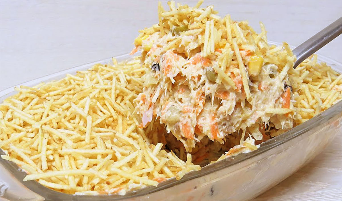 Salada de frango deliciosa e fácil de fazer - Todos adoram esta delícia ...